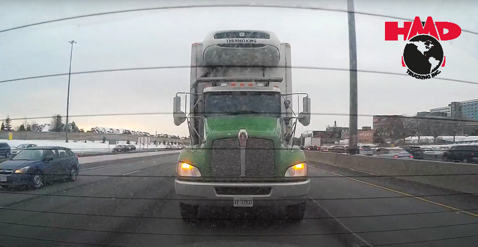 Truck Driver Rules of the Road: Common Courtesies for Professionals