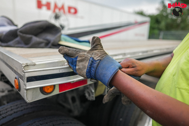Best Gloves for Truckers in All Weather and Work Conditions
