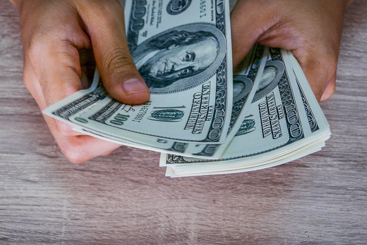 Quick Pay for Truckers and How to Improve Your Cash Flow