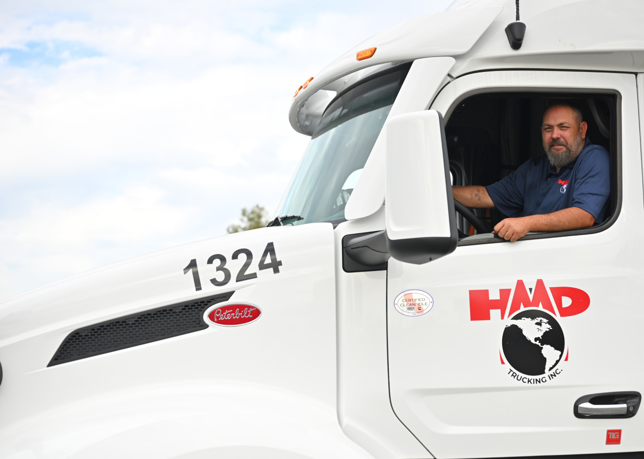 HMD Trucking Pay – Weekly Earnings, Salary Details & Benefits